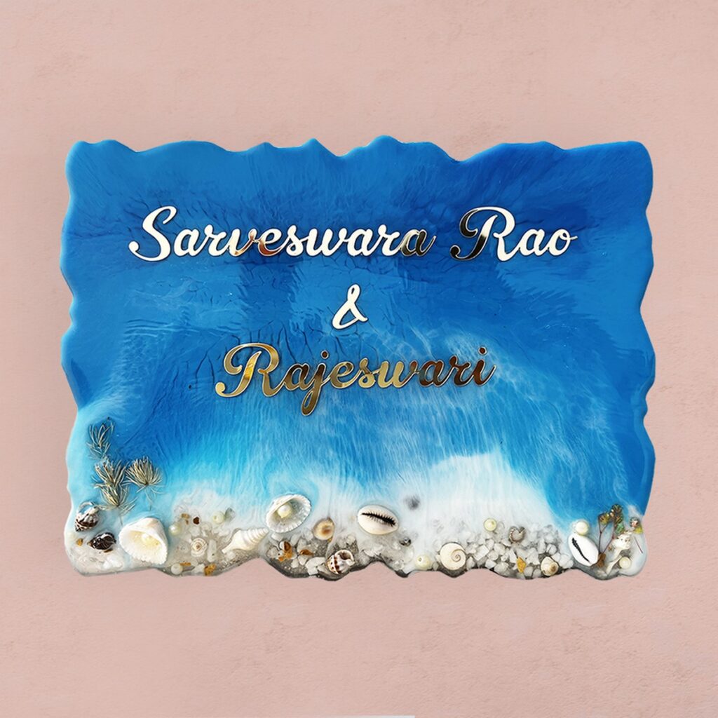 Stylish Resin Casting White Nameplate with Pressed Flowers